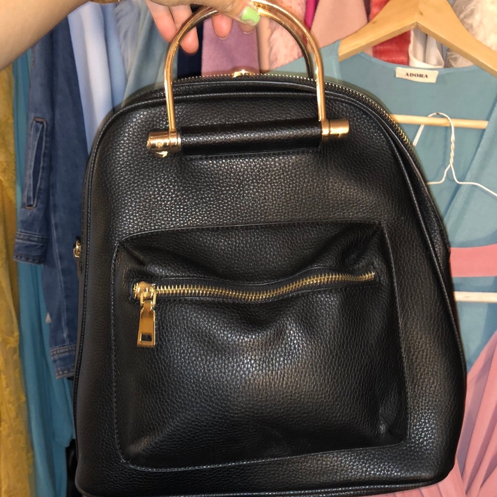 Black Backpack With Gold Color Handles - Gem